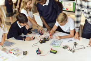 Here’s why students should be encouraged to play physics games